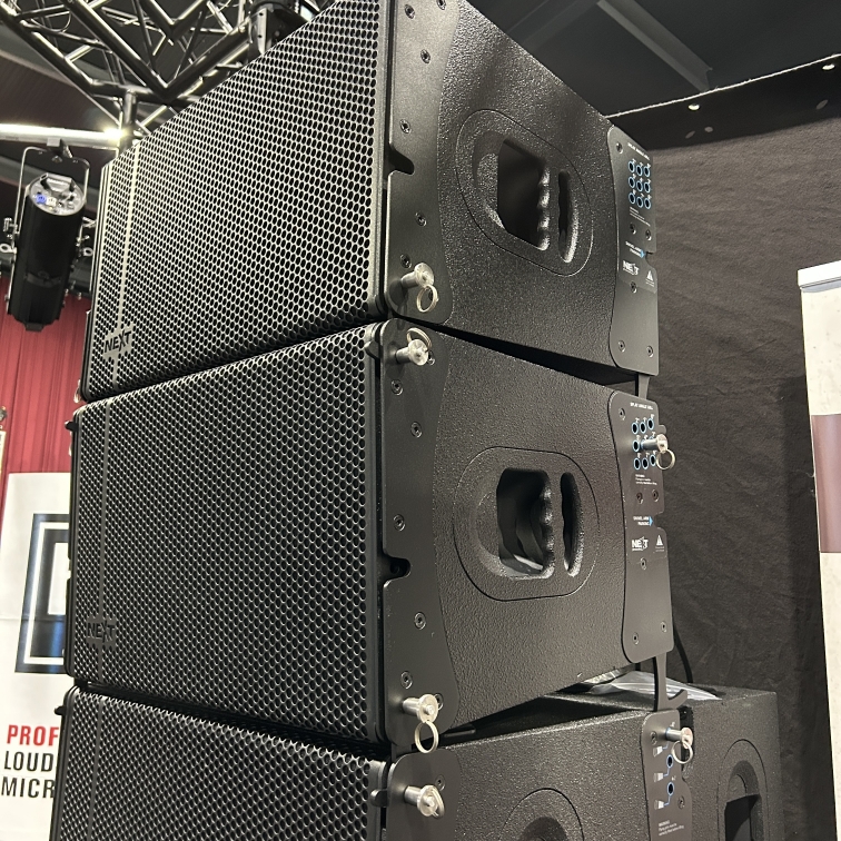 NEXT Line Array System LA122A 2x2 aktiv Ground-Stack B-Ware NEXT Line ...